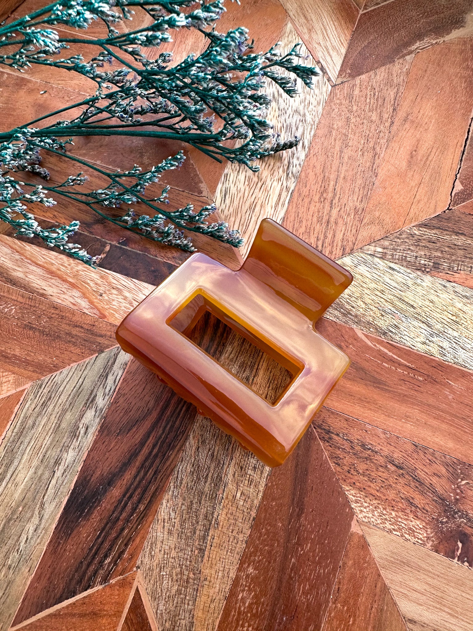 Everyday Square Claw Clip – Knotty But Sweet